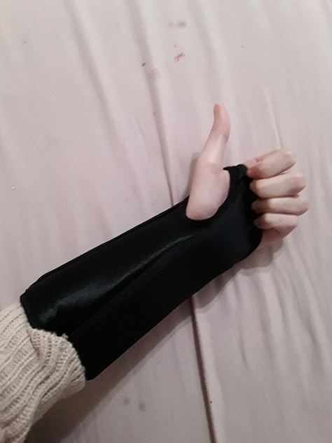 ~Breaks arm cutley~ - ibisPaint