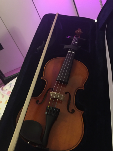 Yo, y’all I got a violin!! - ibisPaint
