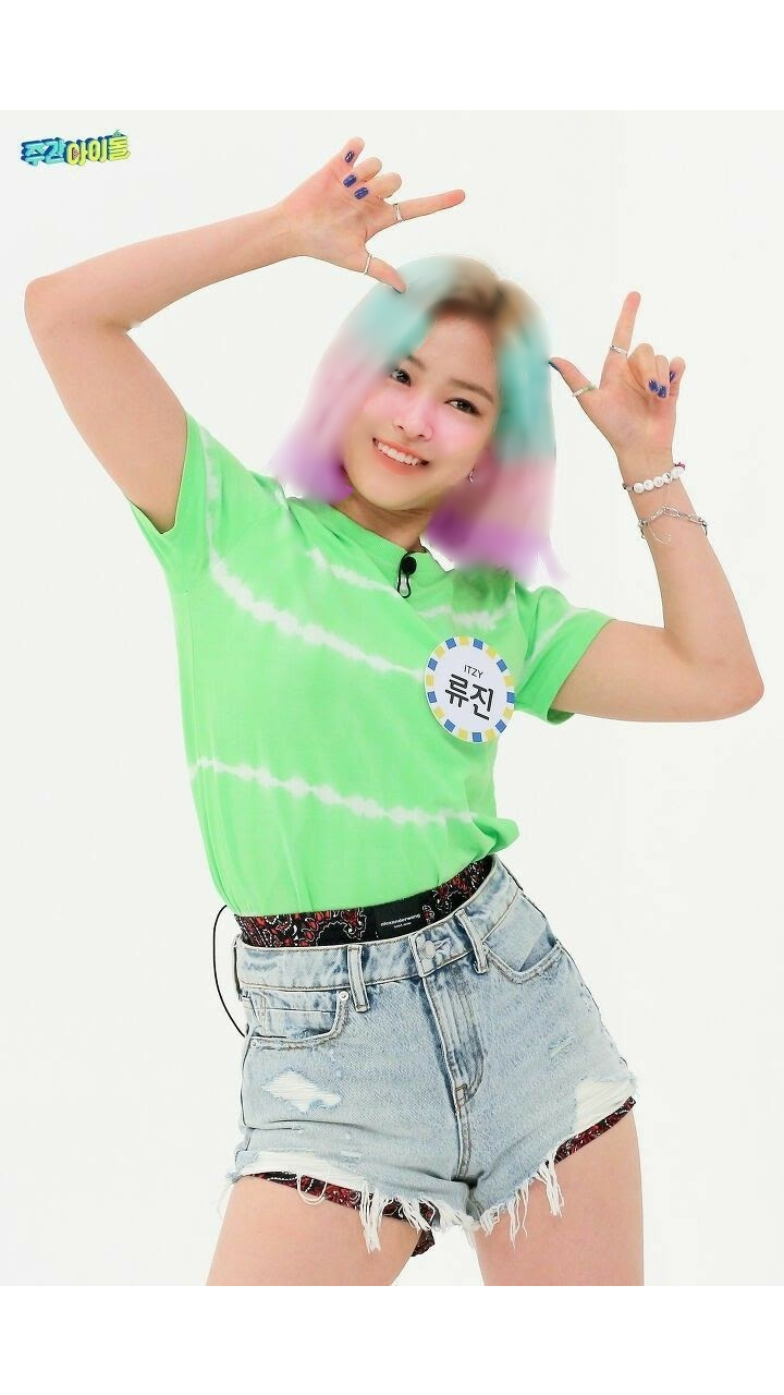 Tzuyu or Ryujin - ibisPaint